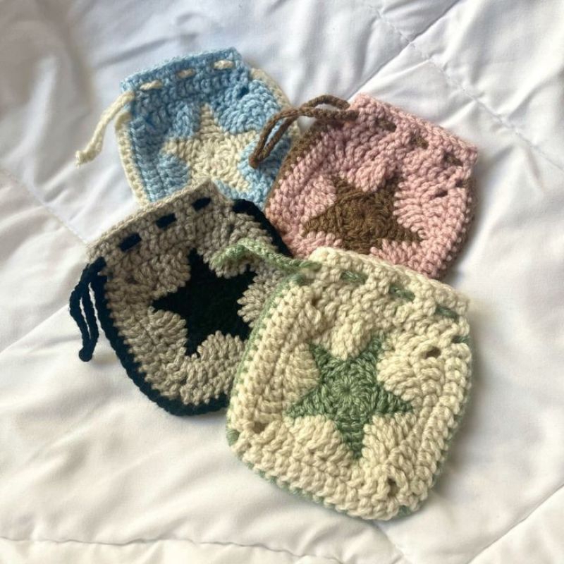 Jual [PRE-ORDER] Star Pouch Crochet Handmade | Dompet Kantong mini ...