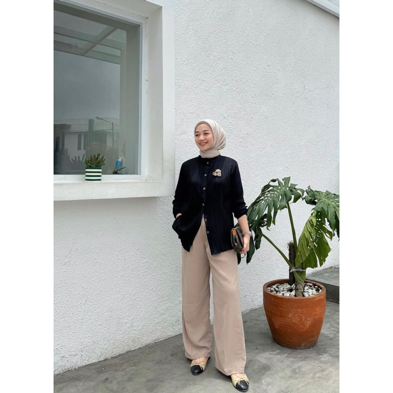Jual Shanci Pleats Blouse / blouse best seller / New colour | Shopee ...