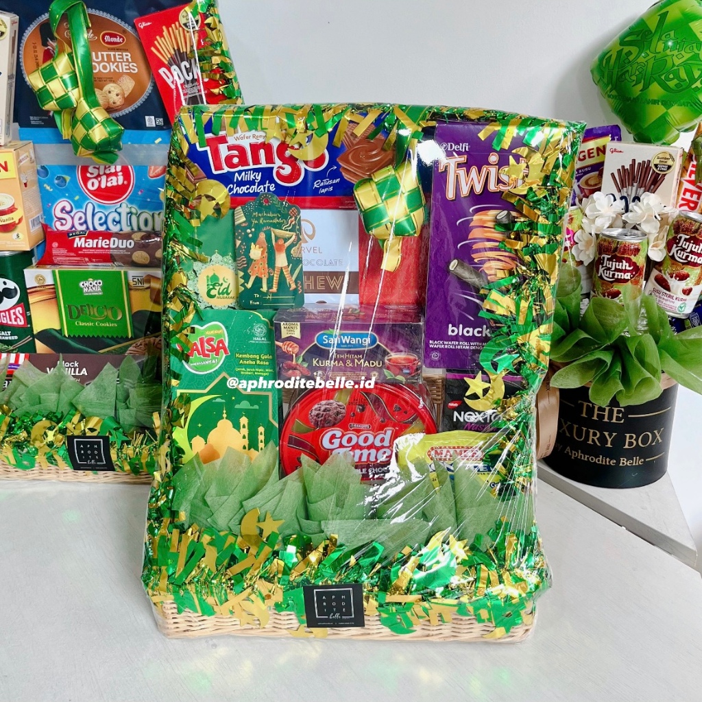 Jual Parcel Snack Lebaran Premium / Hadiah Snack Eid Mubarak / Parcel ...