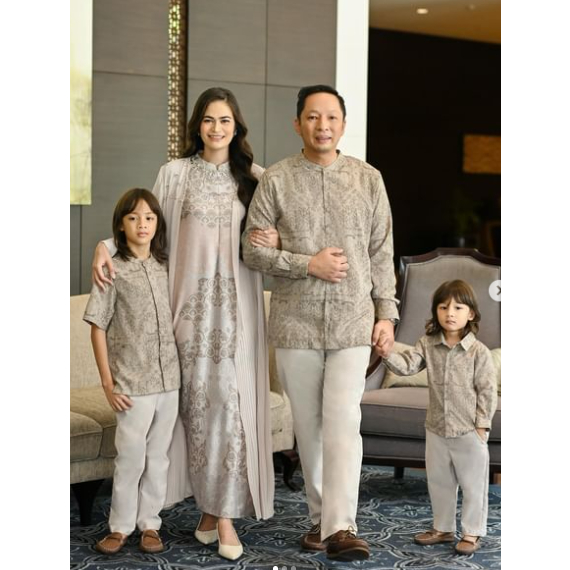 Jual Raya With Geulis Collection 2 : Kamaniya Series, Geulis x Ringgo ...