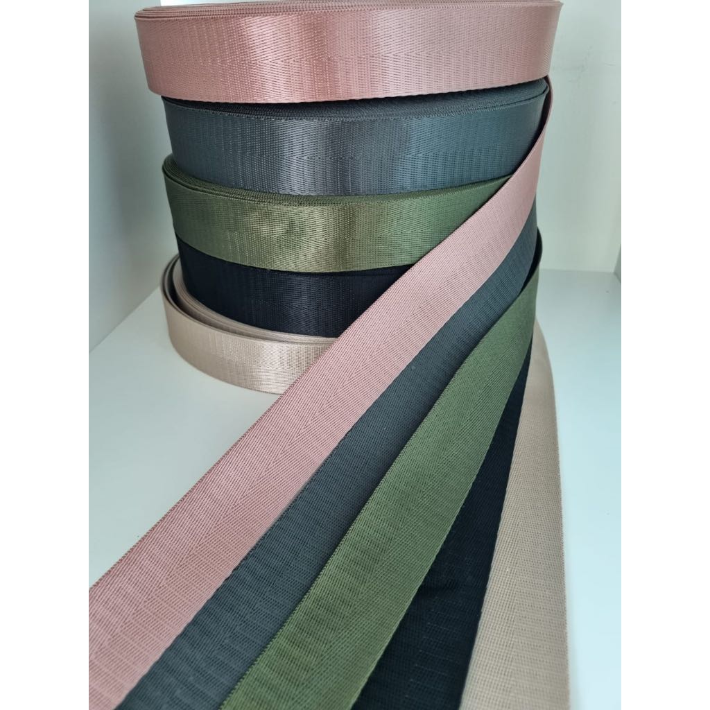 Jual WEBBING TAS / BISBAN NYLON 2,5CM ( 1 METER DAN 5 METER) | Shopee ...