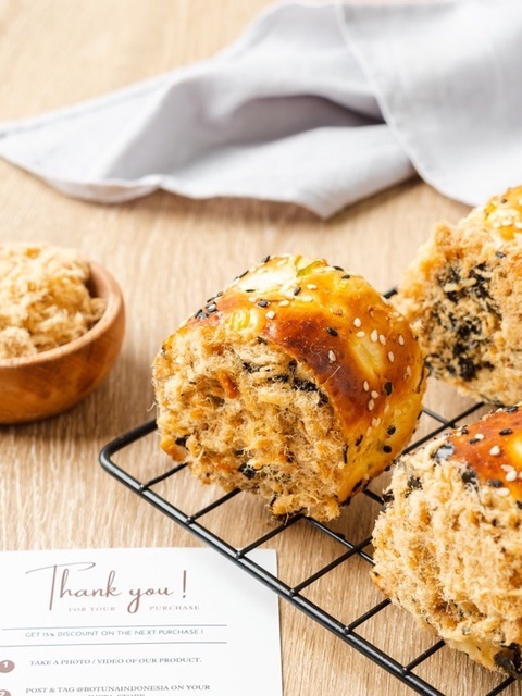 Jual Chicken Golden Floss / roti abon gulung - Botuna Indonesia ...