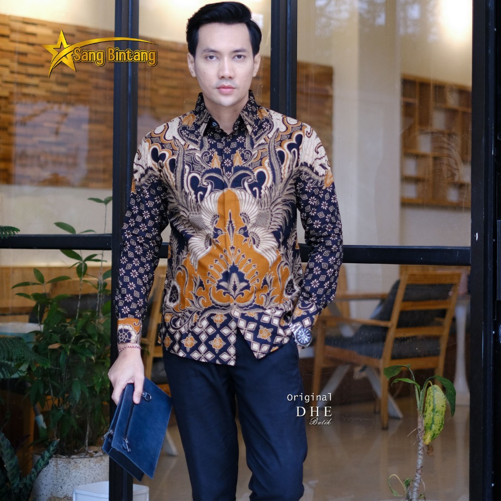 Jual Batik Sang Bintang. Kemeja Batik Lengan Panjang. Corak Elegan ...