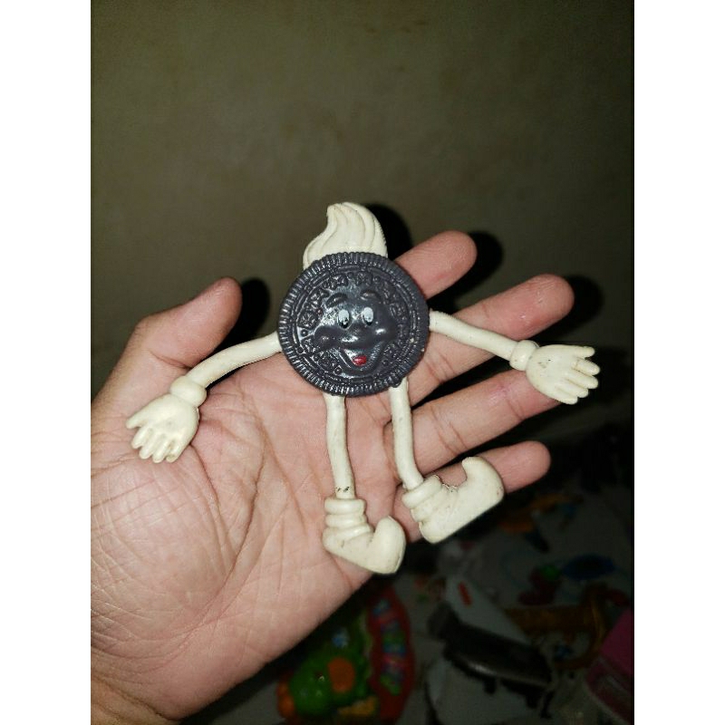 Jual ACTION FIGURE MINIATUR OREO COOKIES RARE LANGKA VINTAGE RUBBER ...