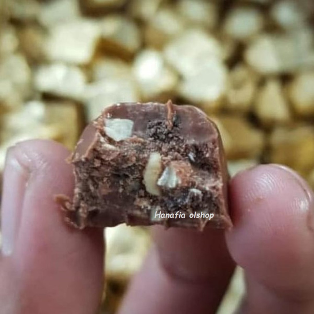 Jual COKLAT PIRAMID MINI 1KG PATAHAN eSQ WHITE MIX ISI KURANG LEBIH ...