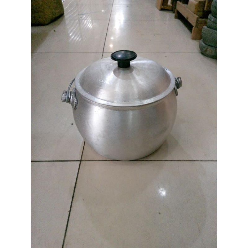 Jual kastrol buat nasi liwet bahan alumunium cor tebal no 9 | Shopee ...