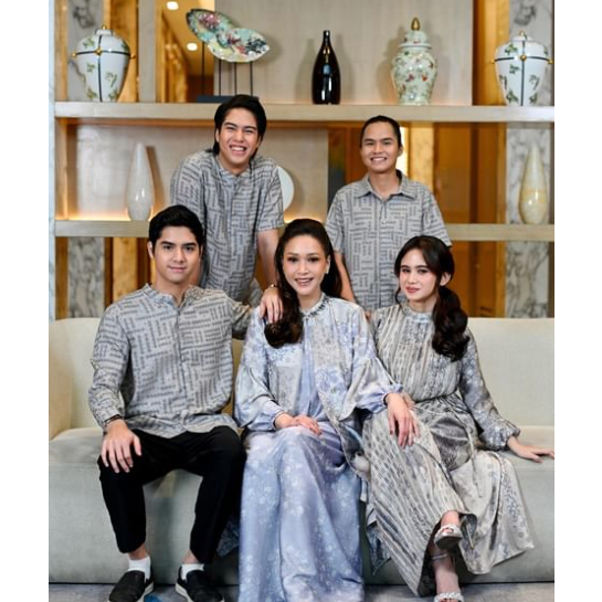 Jual CALITRA RAJO SERIES SET RAYA FAMILY, GEULIS x MAIA ESTIANTY WITH ...