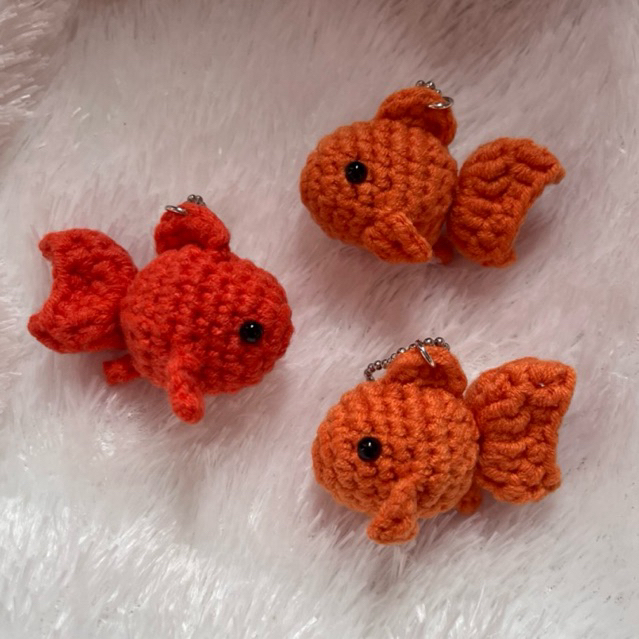 Jual [owianacrafts] Crochet Goldfish - Gantungan Kunci Ikan | Shopee ...