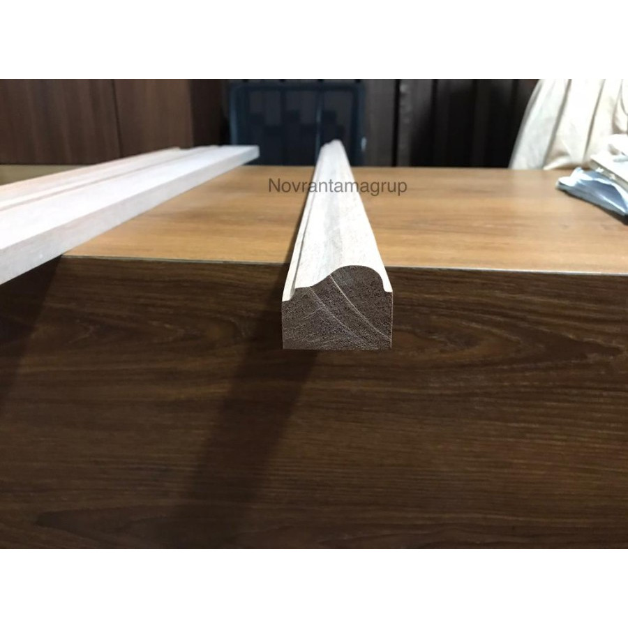 Jual Lis Kayu Profil Lis Dinding Wal Moulding ukuran 4,5x2 cm Panjang ...