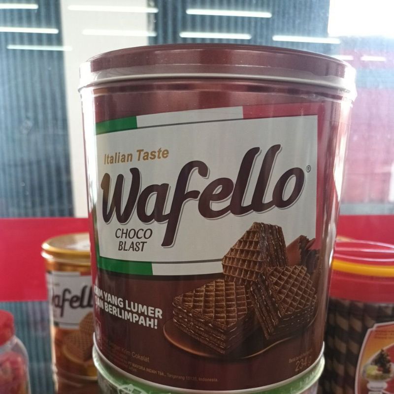 Jual Roti Kalengan (Wafello, Yupi, Astor) | Shopee Indonesia