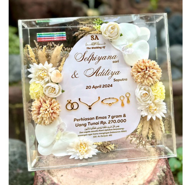 Jual Bingkai mahar akrilik 30x30 | Mahar transparan | Mahar custom | Shopee Indonesia