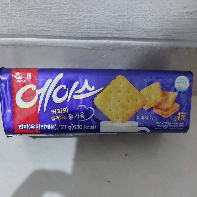 Jual CROWN - Biscuit ACE Creacer 121gr ( Snack Biscuit Made in Korea ...