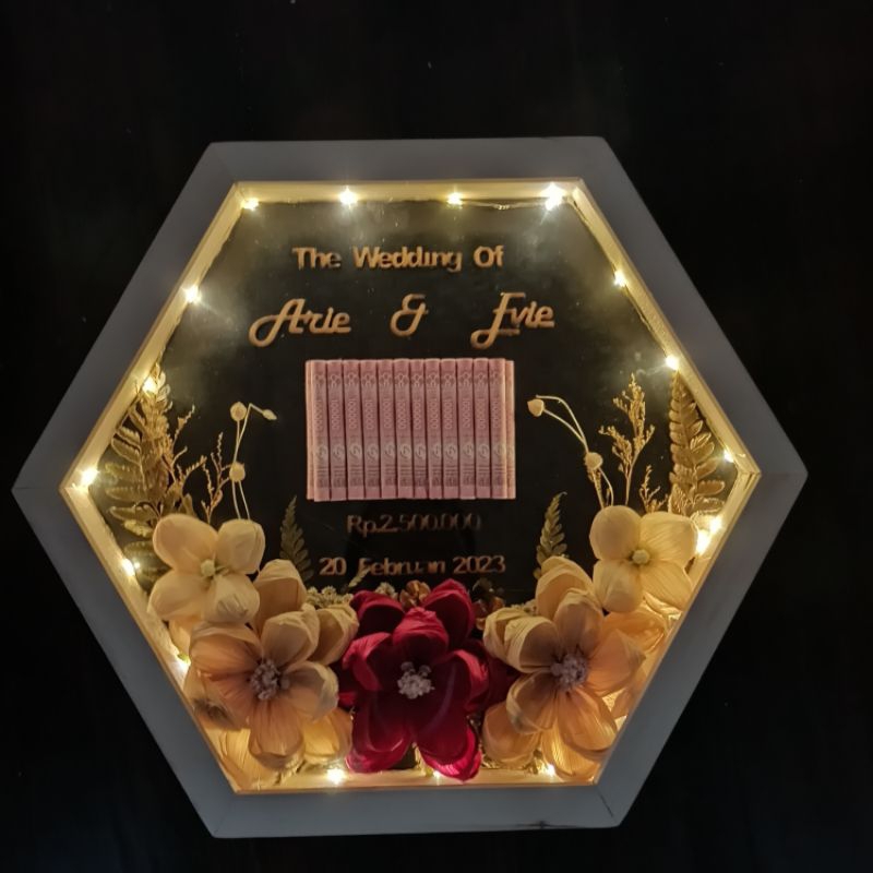 Jual frame mahar pernikahan rustic bunga jagung segi 6 | Shopee Indonesia