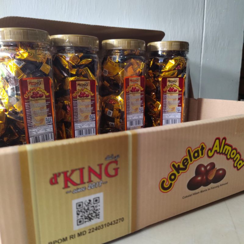 Jual Coklat Musdalifah Almond Satu Dus Isi 4 Toples Sertifikat Halal ...