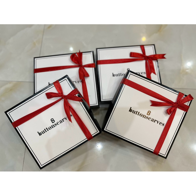 Jual Box Hijab Buttonscarves | Shopee Indonesia