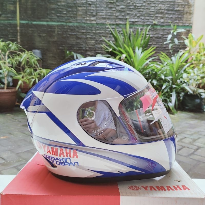 Jual Helm Yamaha Vintage Fullface R8 MOTO GP Biru Edisi Spesial 50th ...