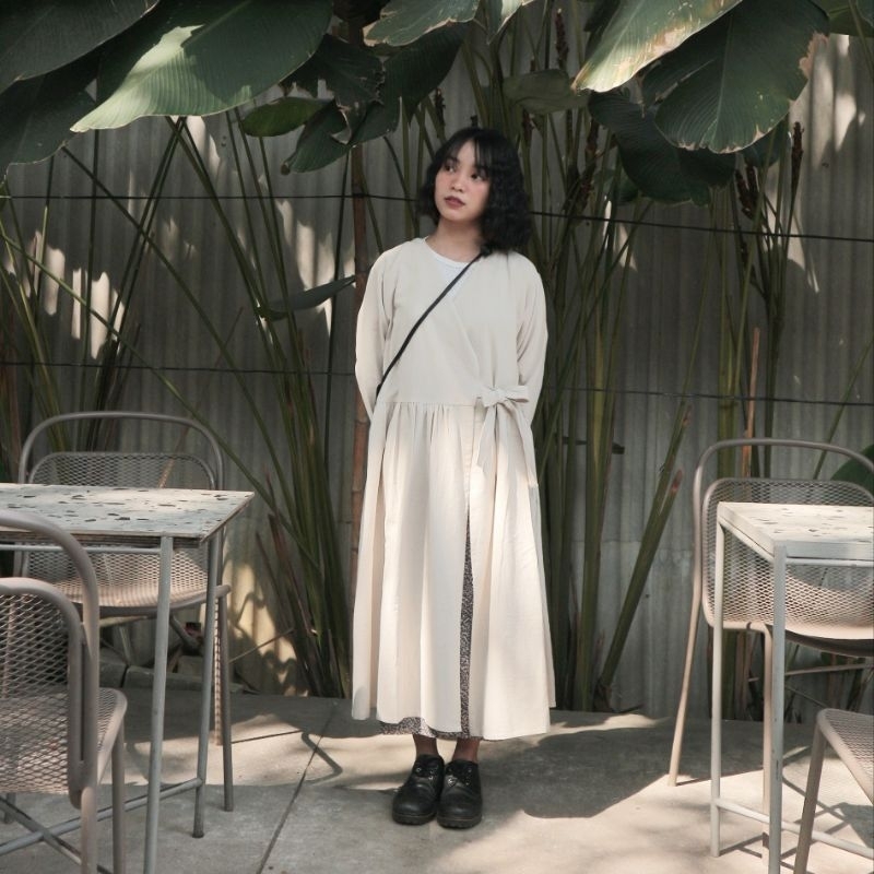 Jual Yuma Dress Tersedia 4 Pilihan Warna Bahan Linen Crepe | Shopee ...