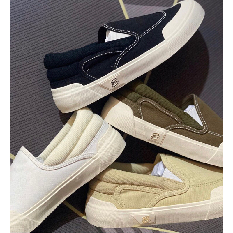 Jual Patrobas Cloud Slip ON Black White / Off white / Beige / Olive ...