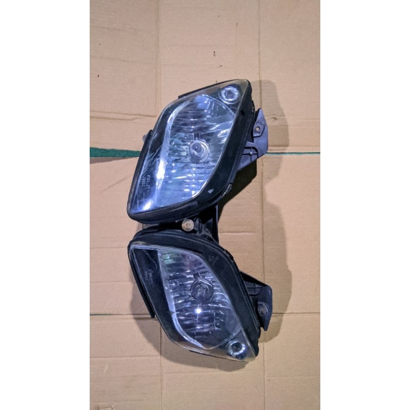 Jual Reflektor Lampu Depan Motor Yamaha R15 v2 Copotan Original ...