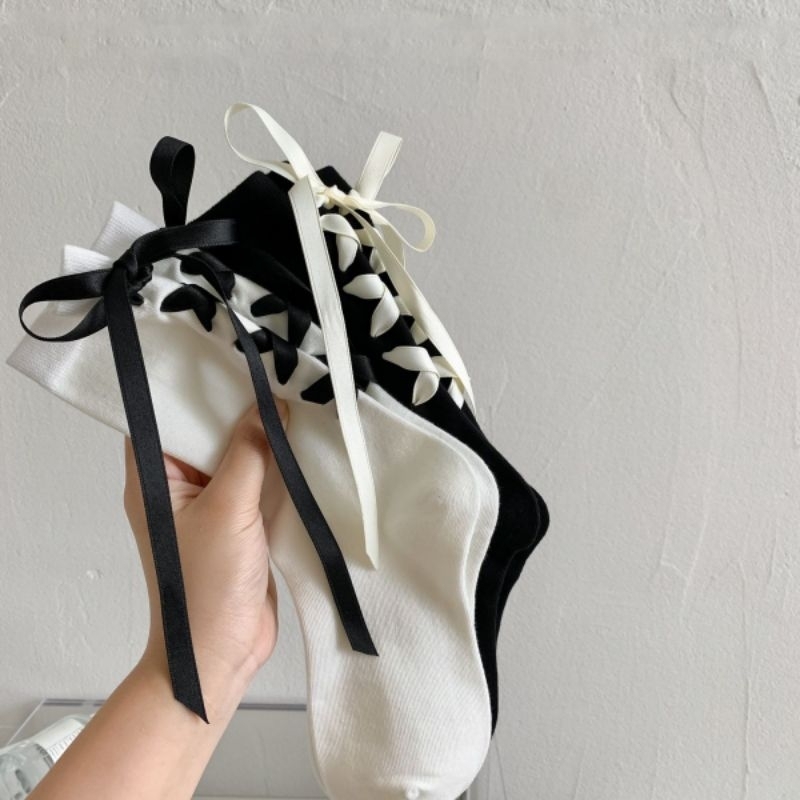 Jual READY STOCK honeyL | Lace-up ribbon basic socks | Shopee Indonesia