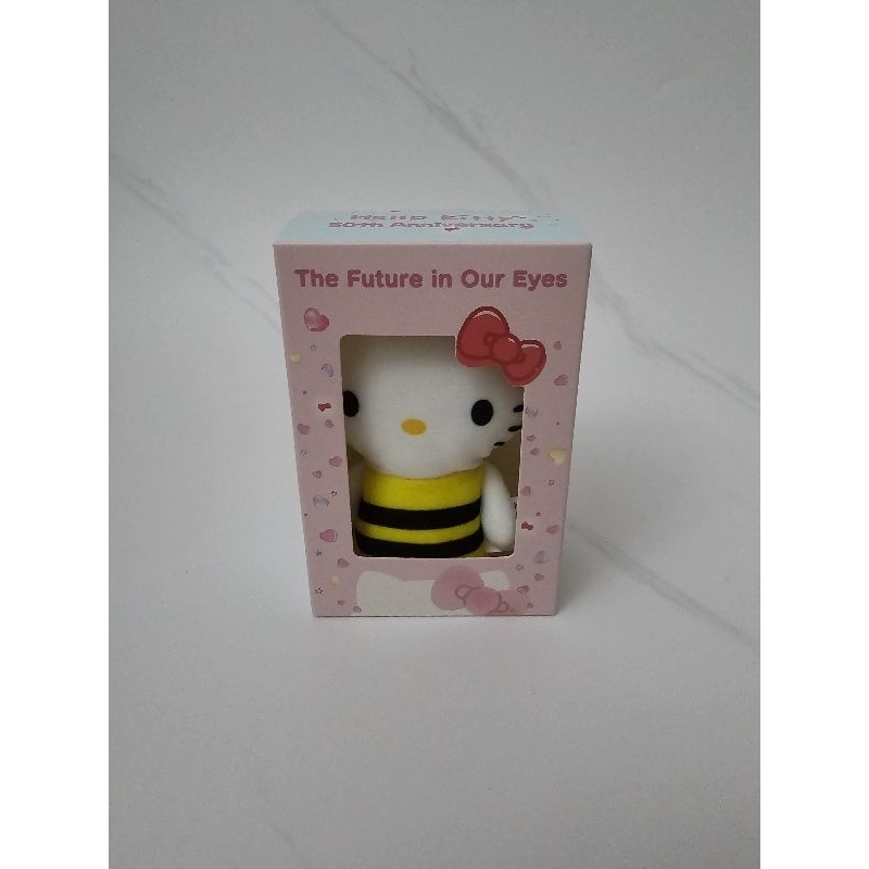 Jual HELLO KITTY MC DONALDS 50TH ANNIVERSARY -BEE | Shopee Indonesia