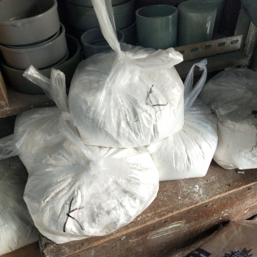 Jual Kompon gypsum putih A plus berat 1 kg | Shopee Indonesia