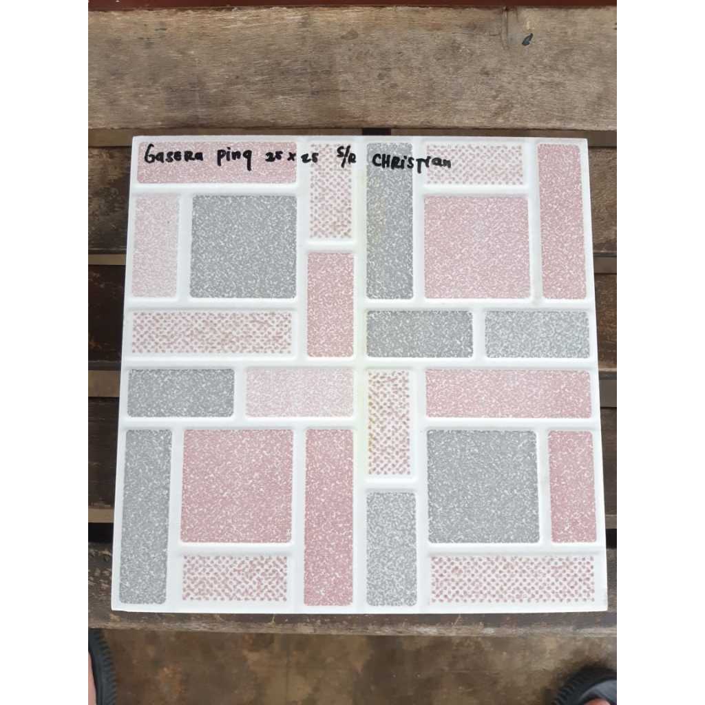 Jual Keramik Tehel Glasera Pink Ukuran 25x25 | Ready Manado | Shopee ...
