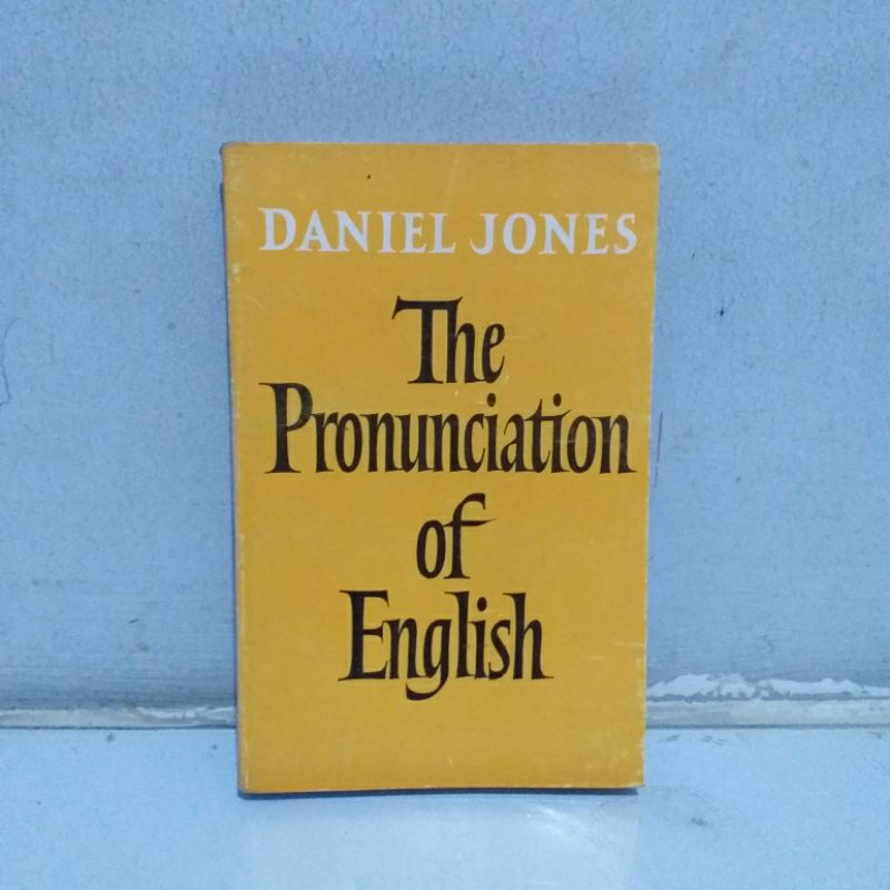 Jual THE PRONUNCIATION OF ENGLISH DANIEL JONES | Shopee Indonesia