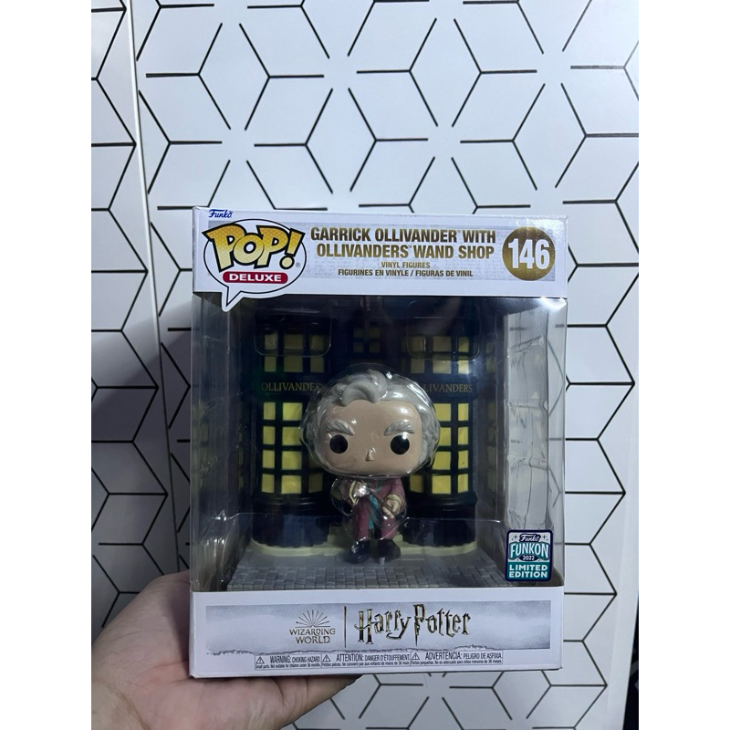 Jual Funko 6 Inch Garrick Ollivander with Ollivanders Wand Shop ...