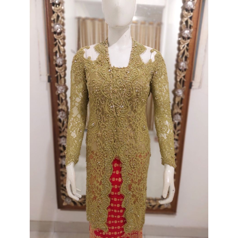Jual Open PO Kebaya siapa pakai/Kebaya pesta/kebaya Martupol/Kebaya ...