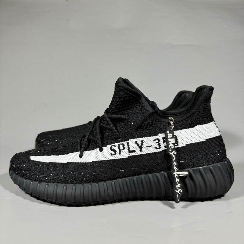 Jual Adidas Yeezy Boost 350 V2 Core Black | Shopee Indonesia
