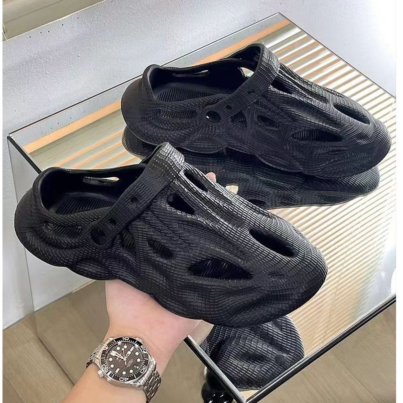 Jual COMPANY-Sandal Pria Hitam Sepatu Karet Pria Dewasa Casual Sandal ...