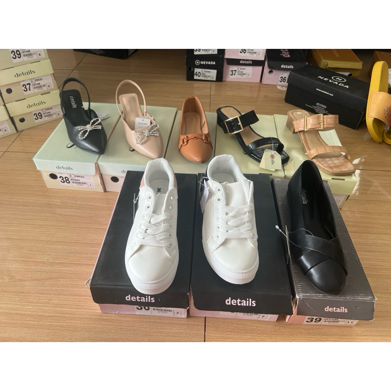 Jual SANDAL SEPATU MERK DETAILS ORIGINAL | Shopee Indonesia