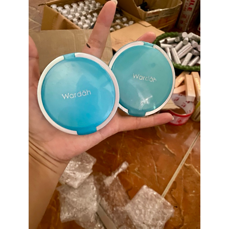 Jual Bedak Padat WARDAH ( no kardus ) beli 2 gratis foundation | Shopee ...