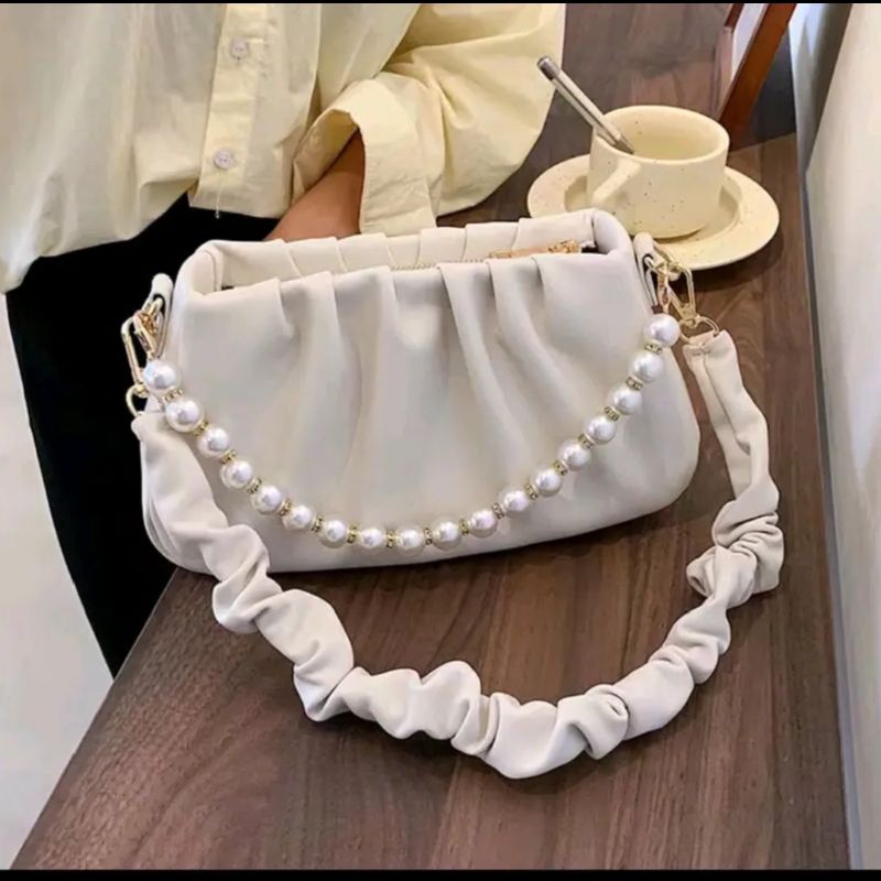 Jual tas kerut mutiara/tas selempang/tas wanita | Shopee Indonesia