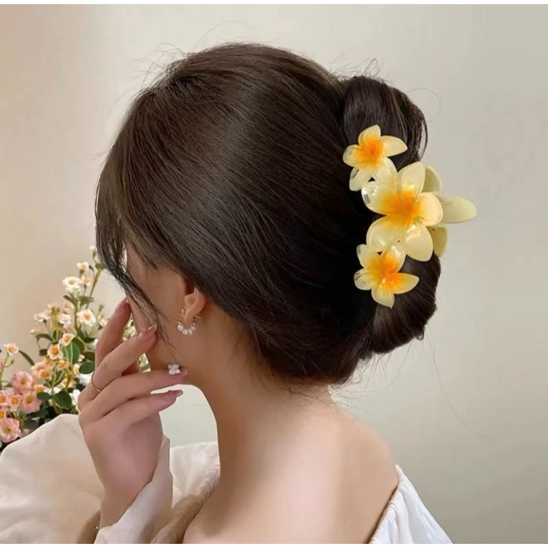 Jual Alana Wears | Frangipani Hair Clips | Jepit Rambut Bunga Kamboja ...