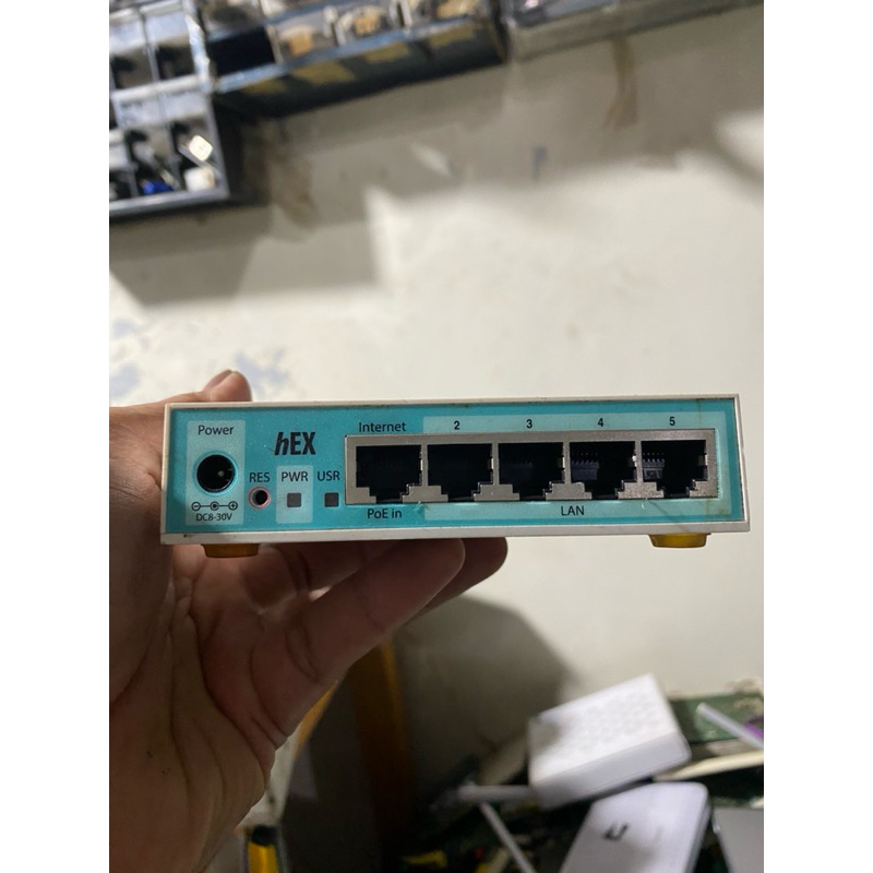 Jual mikrotik RB750GR2 gigabit lan normal all port gigabit | Shopee ...