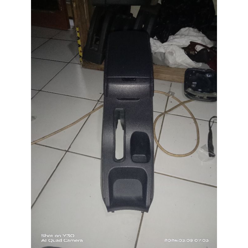 Jual Console box Grandnew Avanza Veloz original | Shopee Indonesia
