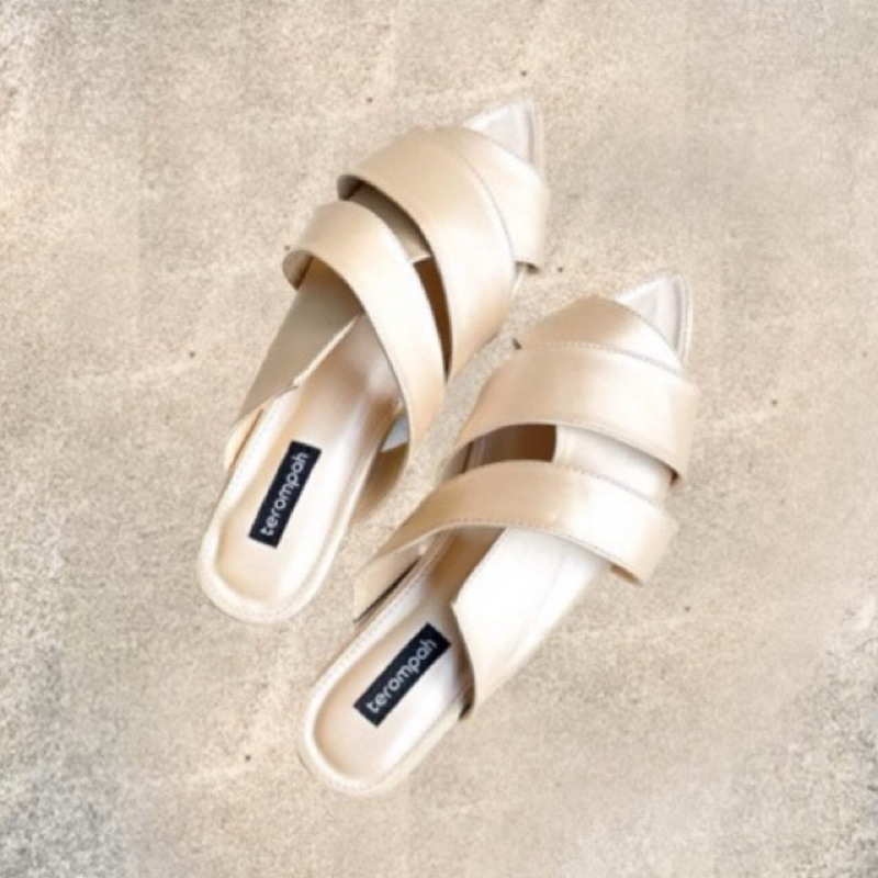 Jual Terompah mules mirip Mader | Shopee Indonesia