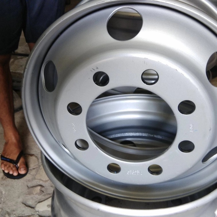 Jual Velg Truk Tubeless 8.25 x 22.5 Lobang 8 Fuso Hino Giga | Shopee Indonesia