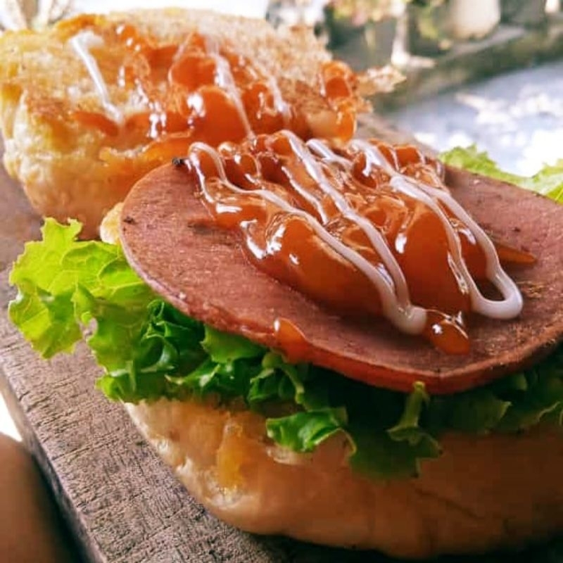 Jual PAKET BURGER MEDIUM BEEF 6 ROTI | 10 DAGING KOMPLIT SAOS,KEJU DAN ...
