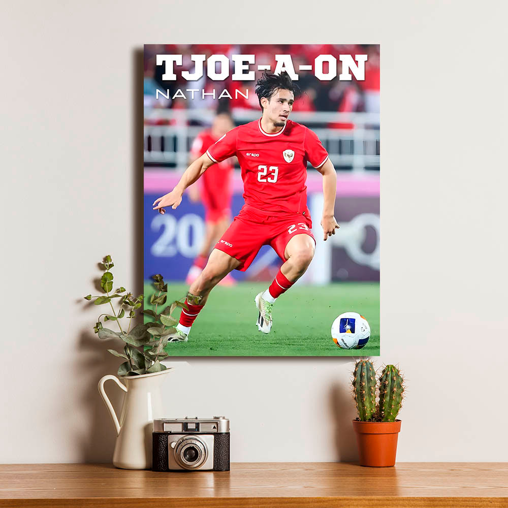 Jual Nathan Tjoe A On Timnas Indonesia Sepakbola Poster Kayu Dekorasi ...