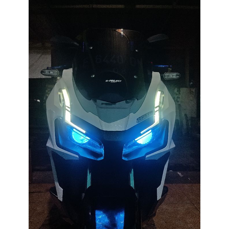 Jual Reflektor ADV 150/160 + Biled AES | Shopee Indonesia