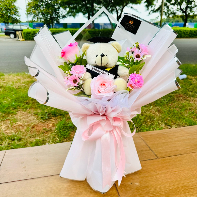 Jual Buket Wisuda Bunga Artificial Hadiah Graduation | Shopee Indonesia