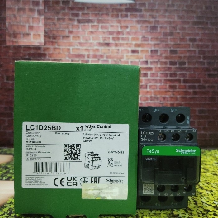 Jual Kontaktor Contaktor Schneider elektrik LC1D25 BD LC1D25BD 24VDC ...