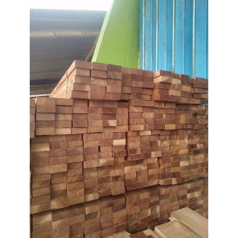 Jual Stik Ulin sulawesi/kumea/kayu besi 2x4 panjang 80 , 90 cm | Shopee ...