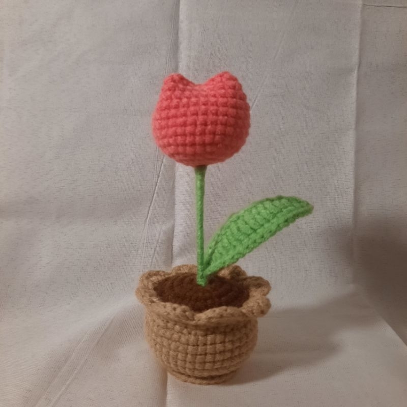 Jual Minipot Flower Tulip | Minipot Bunga Tulip Rajut | Amigurumi by ...
