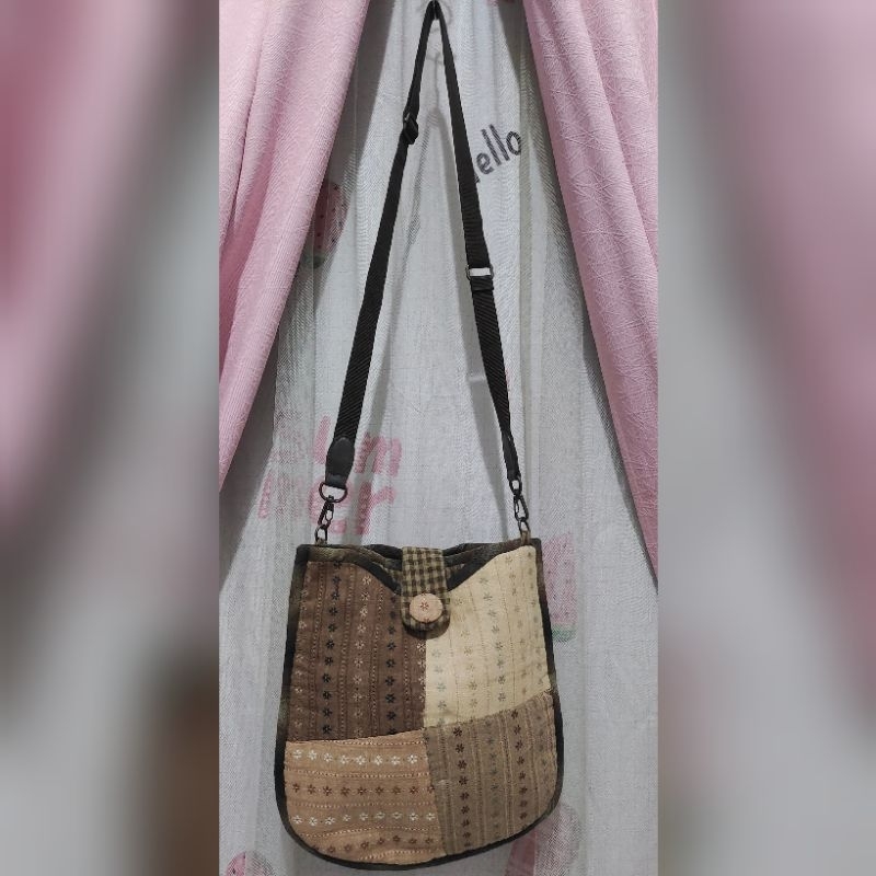 Jual tas sling bahan kain. tas preloved. tas hand made | Shopee Indonesia