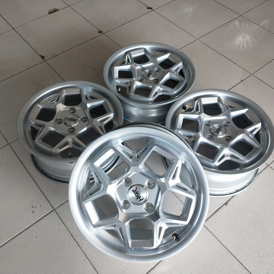 Jual VELG RACING BEKAS MODEL HSR WASILE RING 15X6,5 PCD 4X100,3 ET42 COCOK UNTUK MOBIL BRIO,AYLA ...