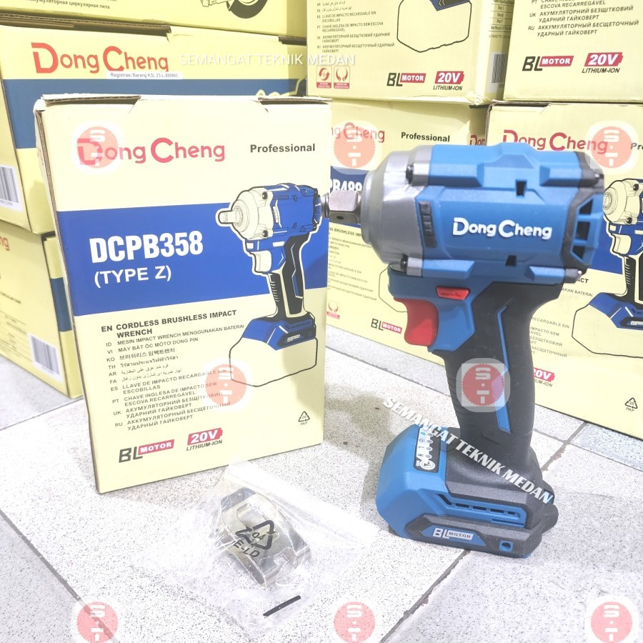 Jual DCPB358 Z CORDLESS BATERAI BUKA RODA IMPACT WRENCH 1/2" 20V ...